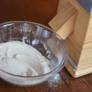Make flour at home (with or without a grain mill)